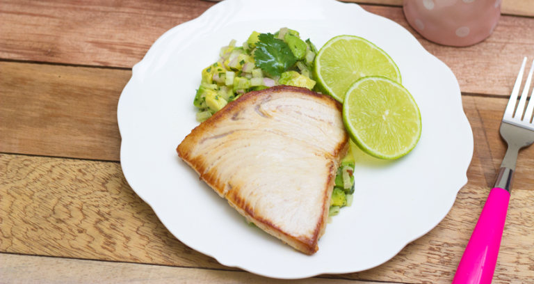 Pez espada con salsa de palta - Recetas y Consejos UMI Foods